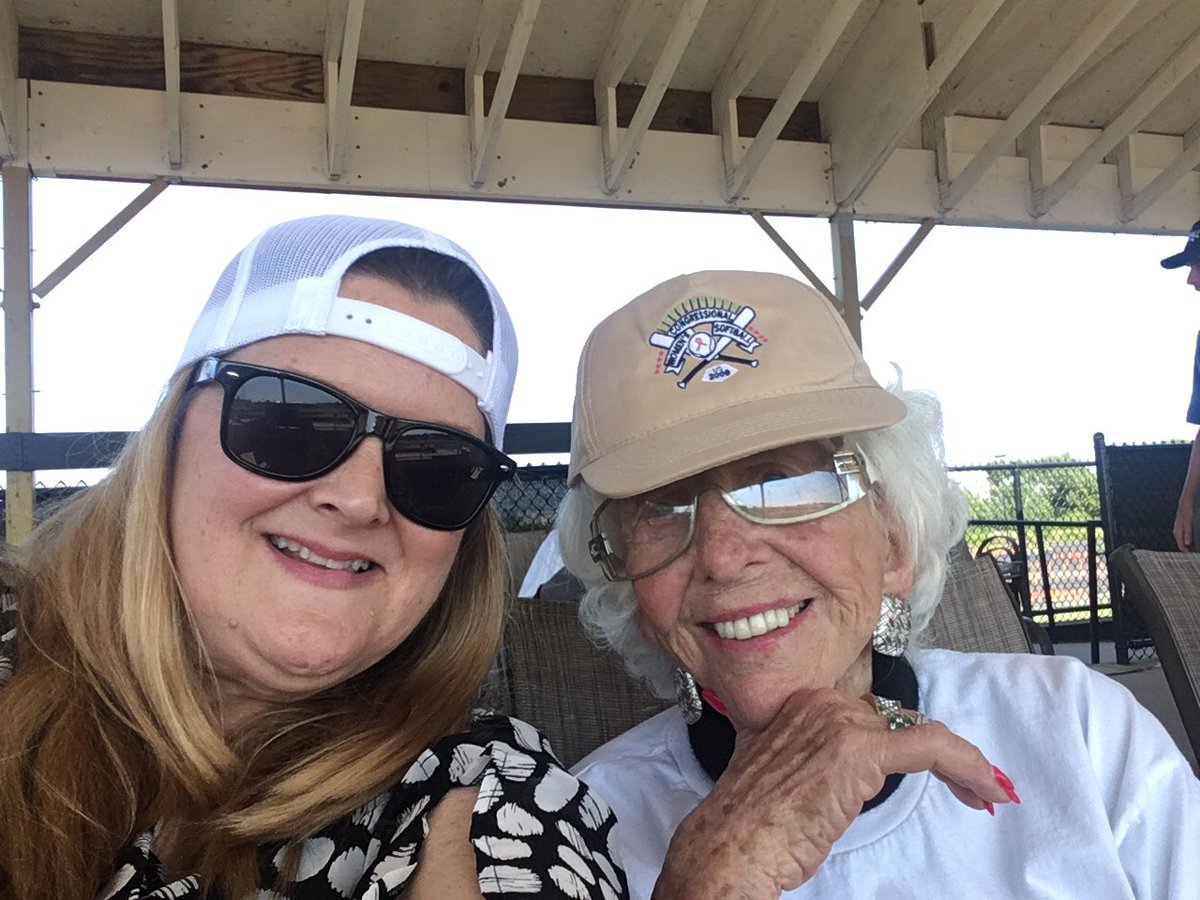 Megan Cavanagh's Instagram, Twitter & Facebook on IDCrawl