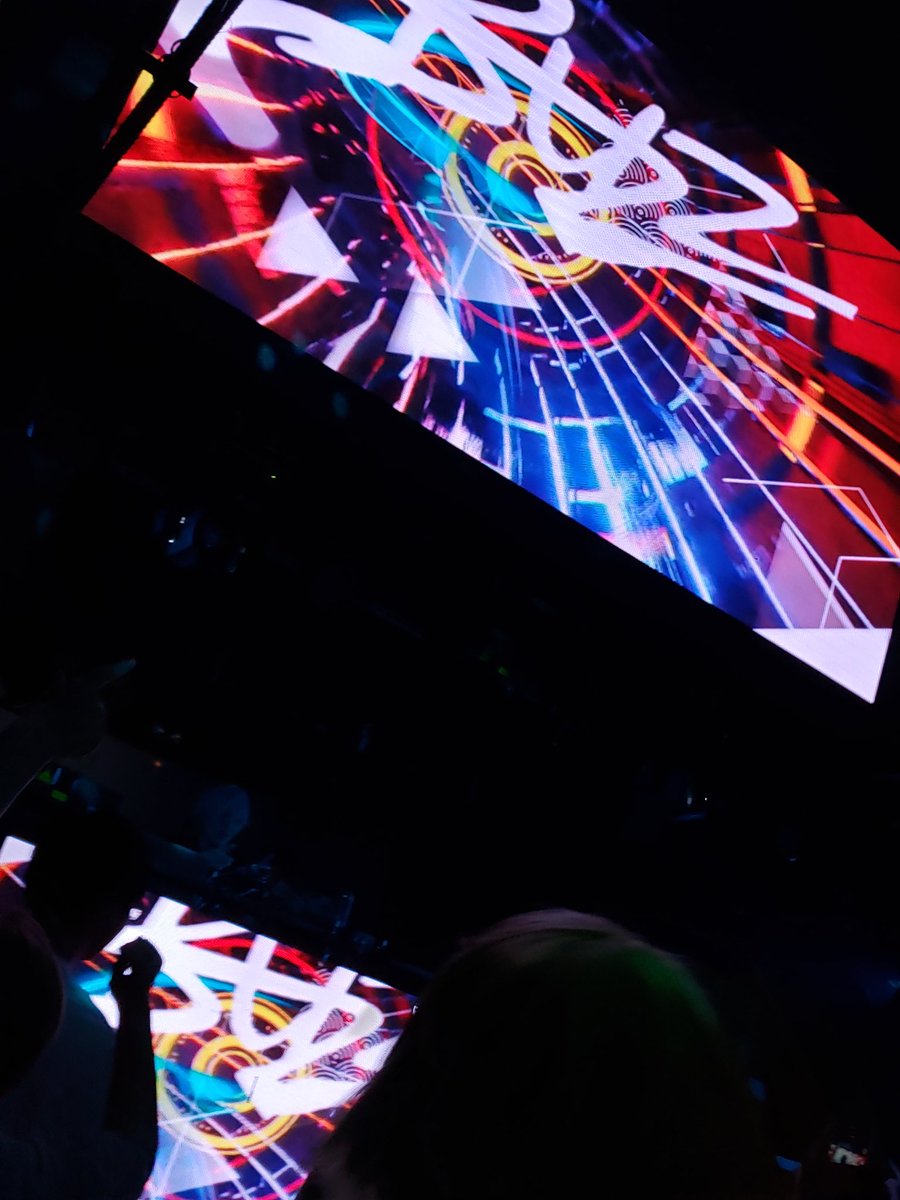 BUZZ STATiON vol.1 - Togetter [トゥギャッター]