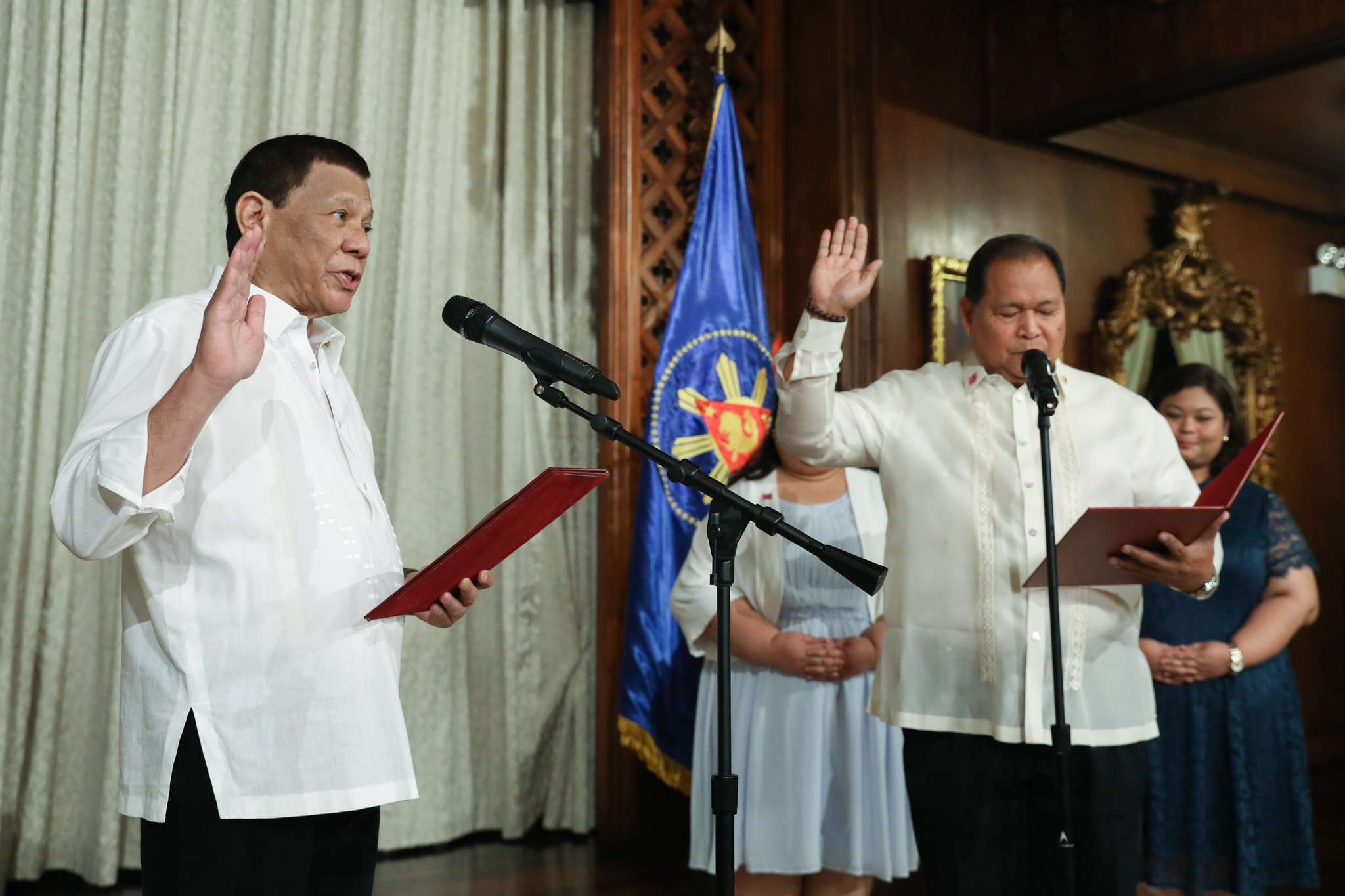 Cnn Philippines On Twitter Look President Duterte Administers The