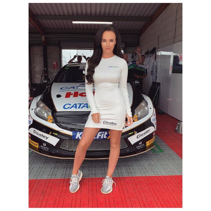 TW Pornstars - Sarah Widdowson. Pictures and videos from Twitter.