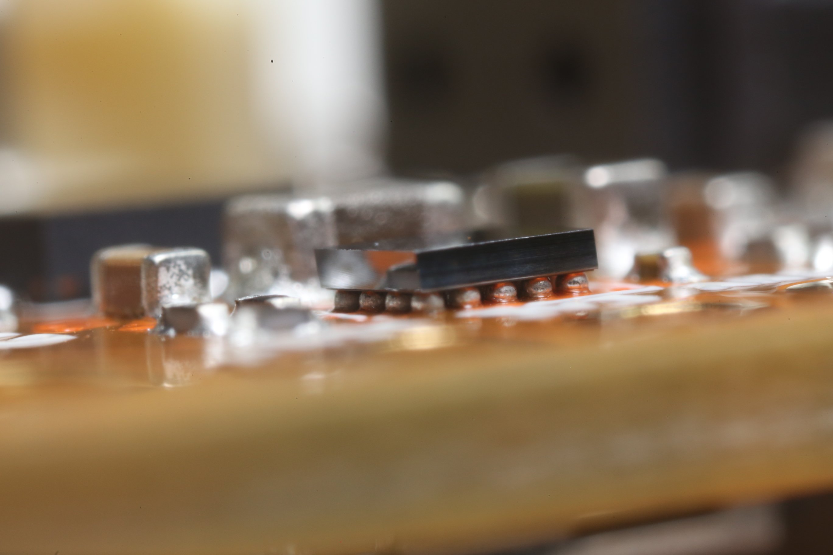 Greg on Twitter: "The OrangeCrab! A Lattice ECP5 based FPGA mini development board in a Feather ...