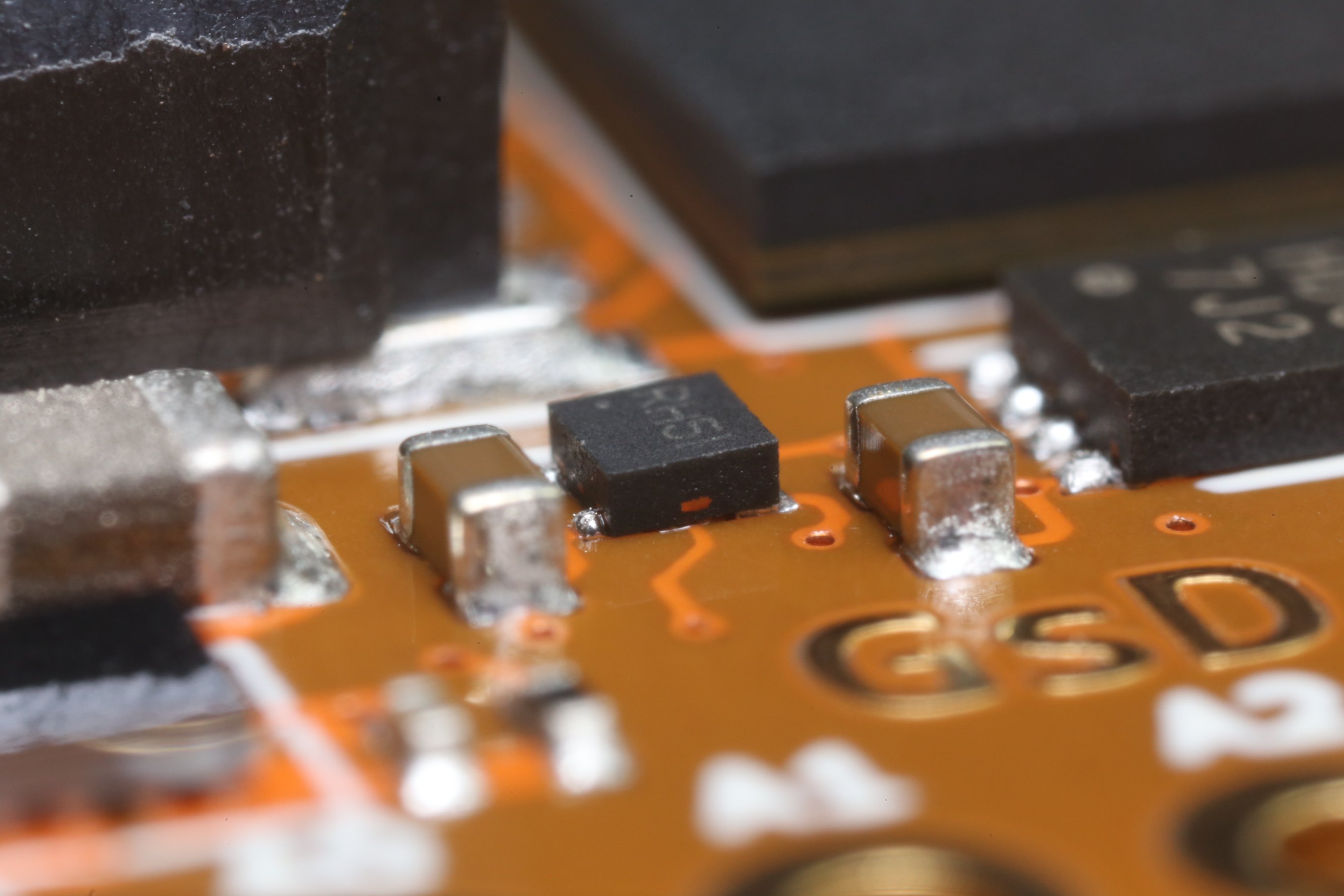 Greg on Twitter: "The OrangeCrab! A Lattice ECP5 based FPGA mini development board in a Feather ...