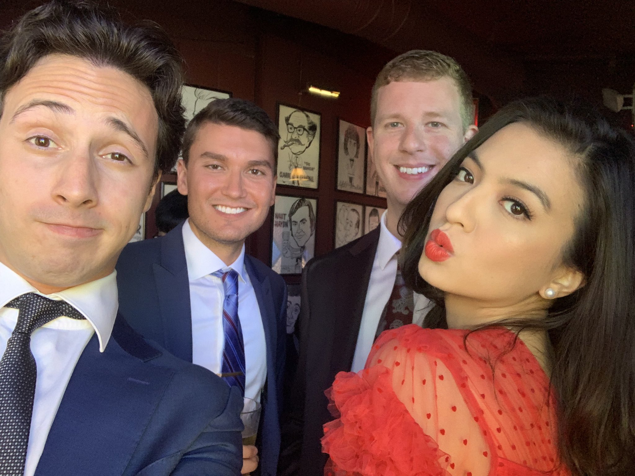 Raline Shah Wallpaper