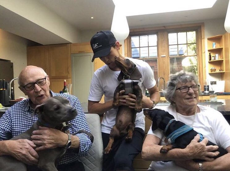 ruby dubi doo (@henslaird) | Twitter