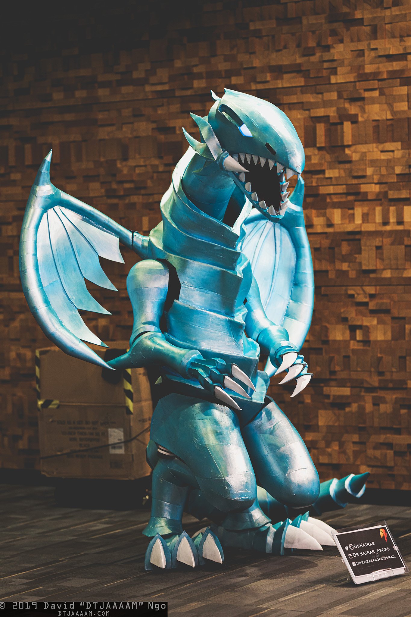 Blue Eyes White Dragon Cosplay