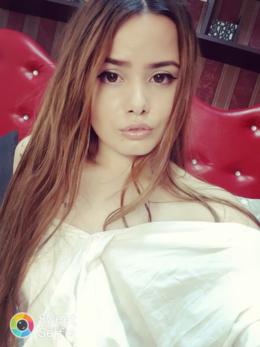 Tw Pornstars Livechat Girl The Most Retweeted Pictures And Videos For All Time Page 5