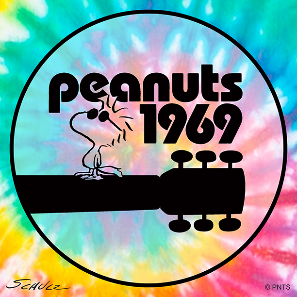 Snoopy With Peace Sign