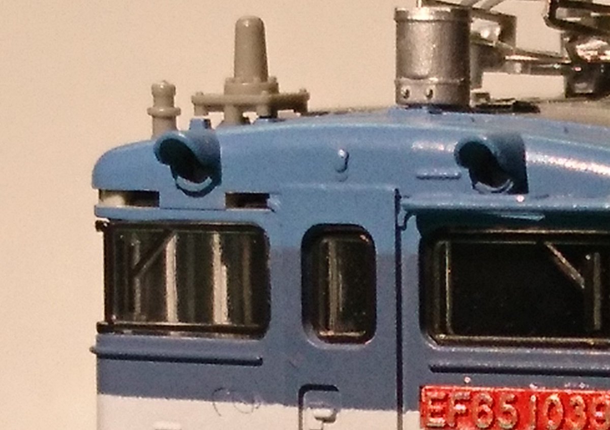 yukemuri_works on Twitter: "今回はKATOのEF65PF新旧貨物色を並べてみました 右または上が3019-6、1000番台前期形JR貨物色 左または下が3061-4 ...