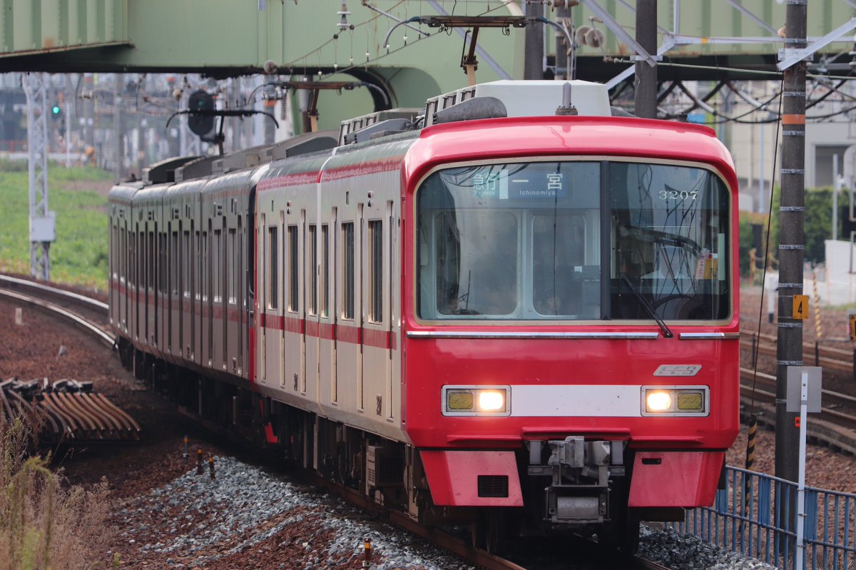 【鉄道】名鉄3104Fも特急仕様の新塗装へ（2本目） - Togetter [トゥギャッター]