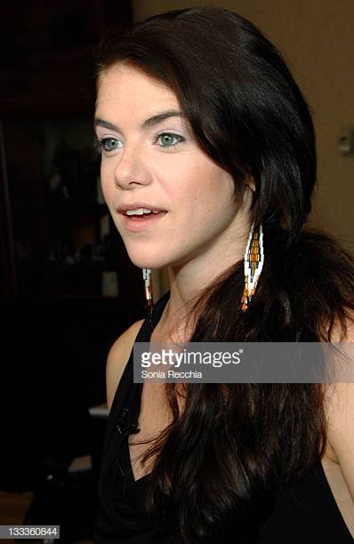 Kaniehtiio Horn Hemlock Grove