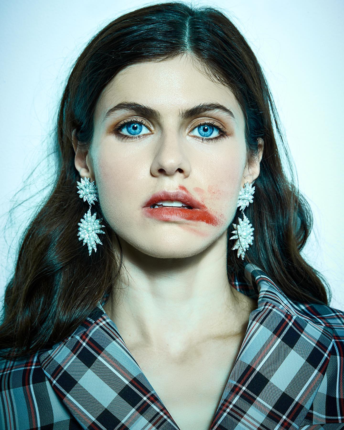 Alexander Daddario Fotoshoot POP TALK! Alexandra Daddario Is