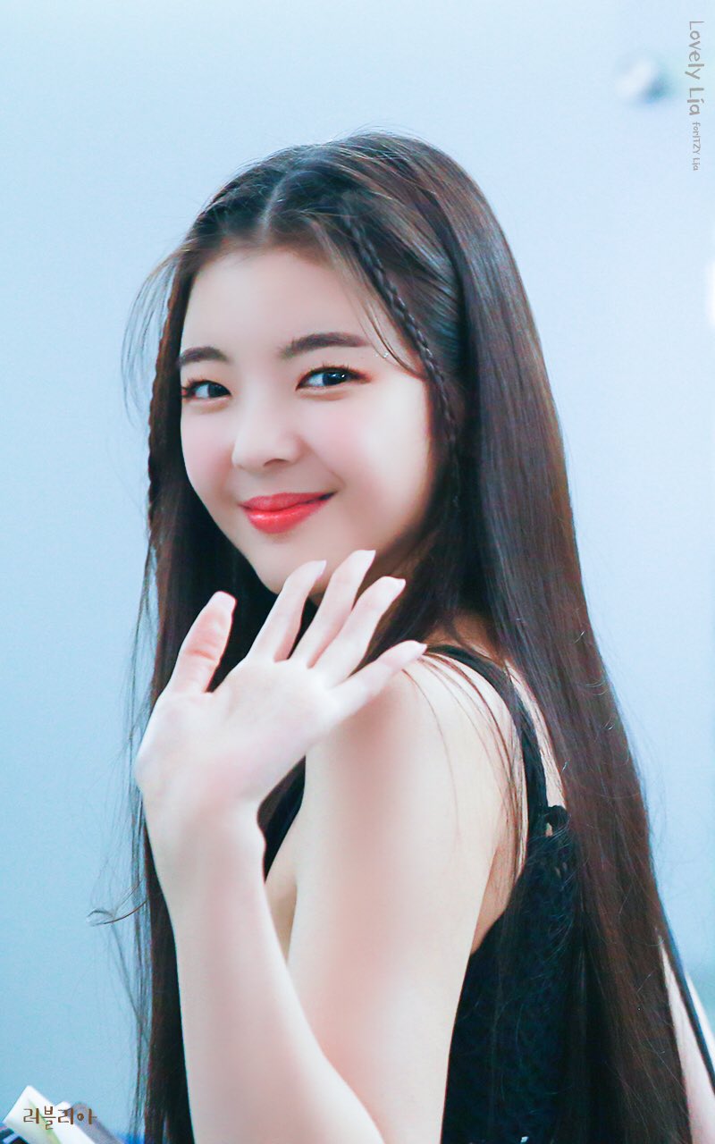 The Official ITZY (있지) Lia Thread | Page 12 | Hallyu+