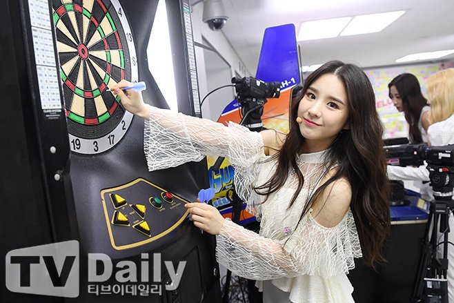 💫 Orrery/nim 🔀 on Twitter: "More from tvdaily #SORIBADA_LOONA https://t.co/H2CbYVyH5I" / Twitter