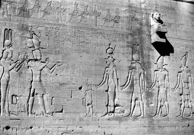 Cleopatra Selene Ii And Alexander Helios