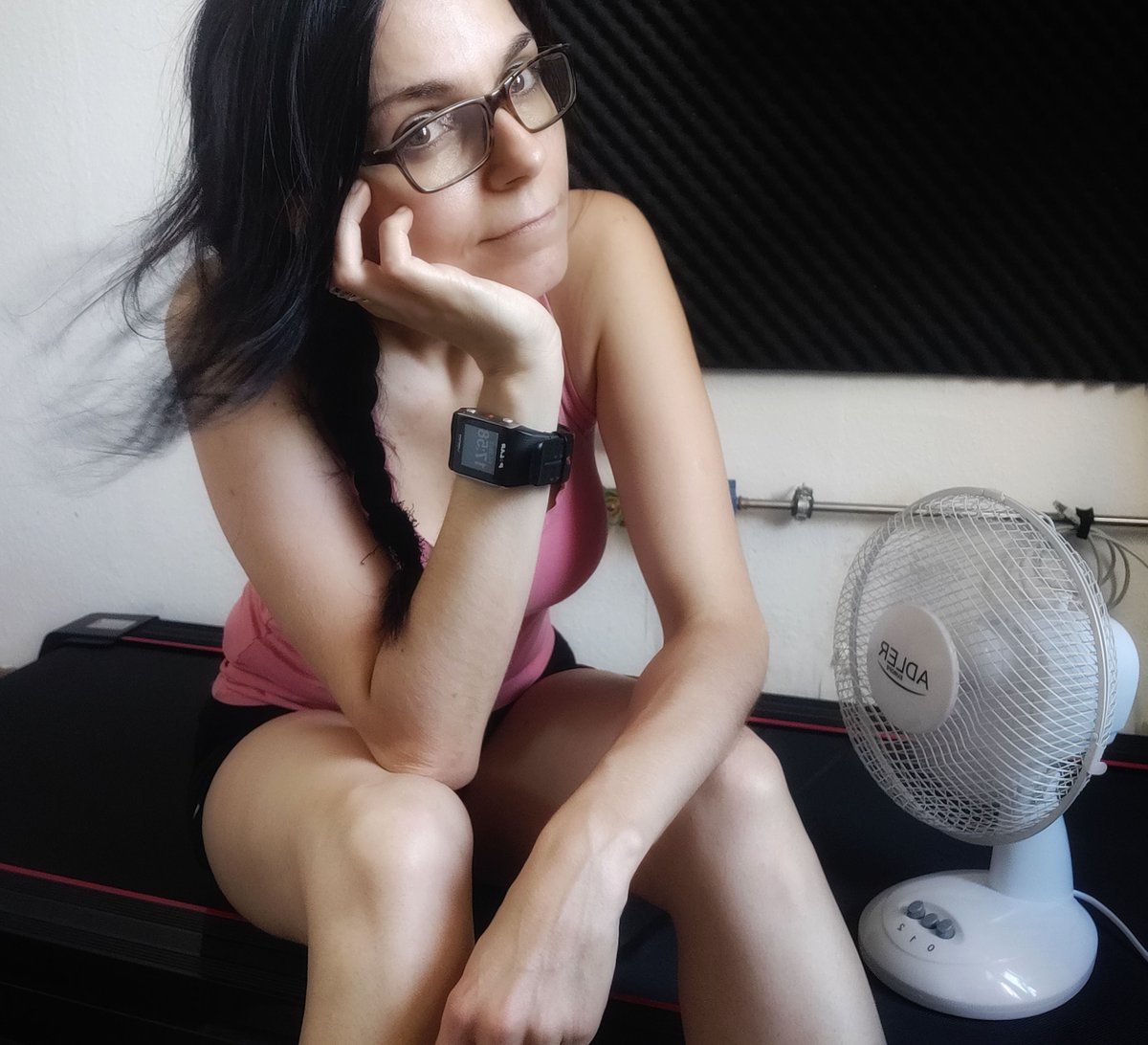 Tania Derveaux For A Little Something To Play