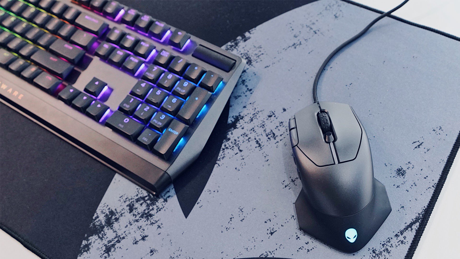 Alienware Keyboard Wallpaper