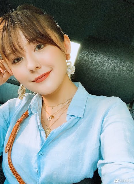 Rayzha Alimjan, Ethnic Kazakh girl