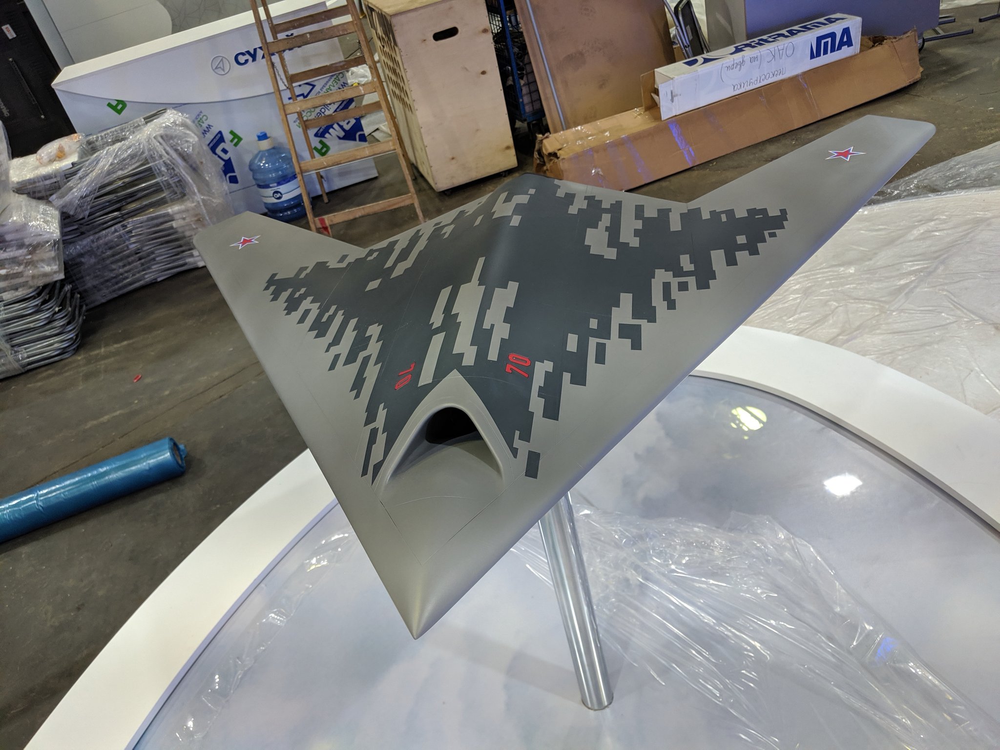 С-70 "Охотник" / Су-70Б • Форум "Стелс машины"