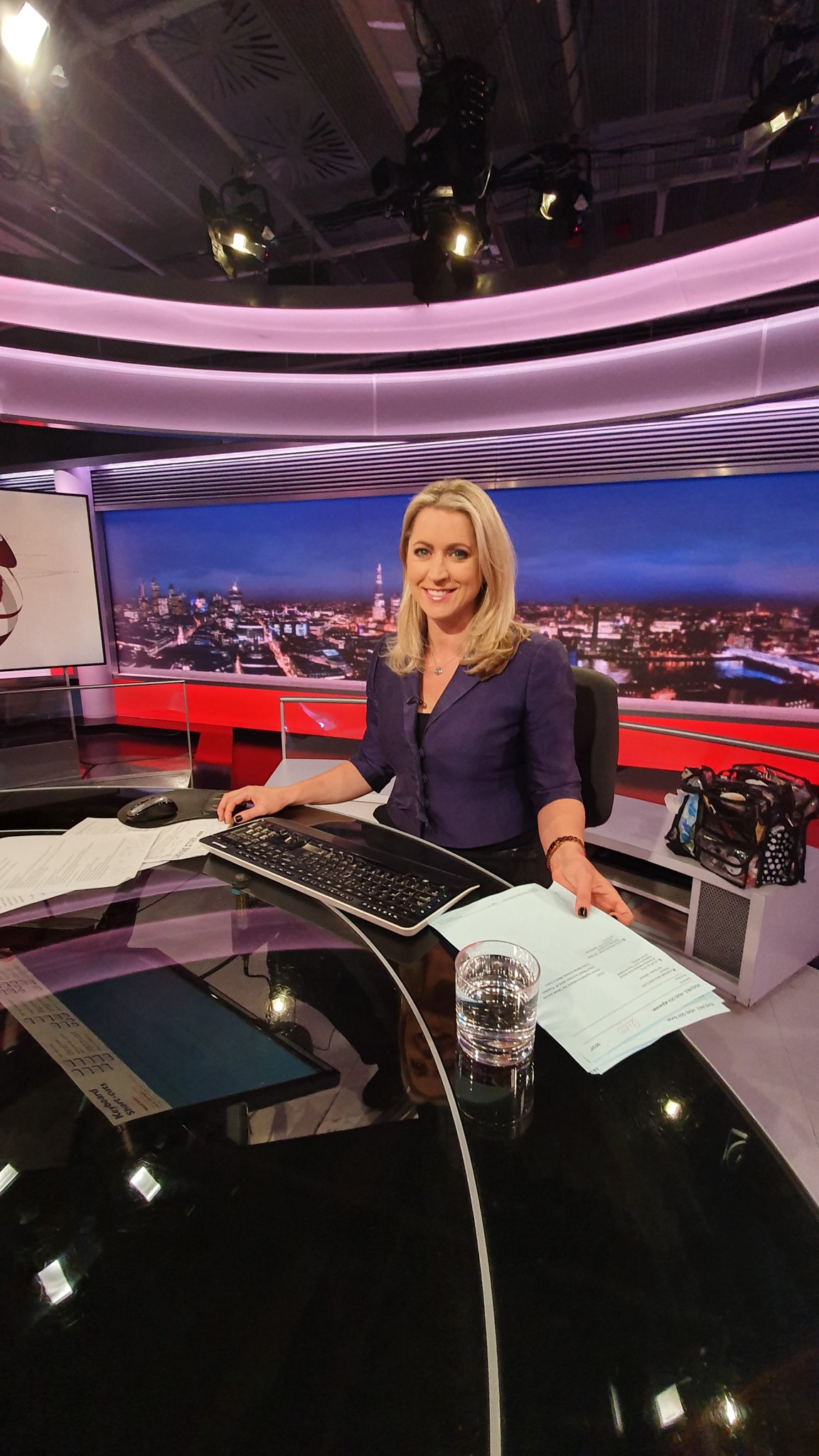 Karin Giannone on Twitter: "On air with BBC World News Today from Studio C right now on @BBCNews ...