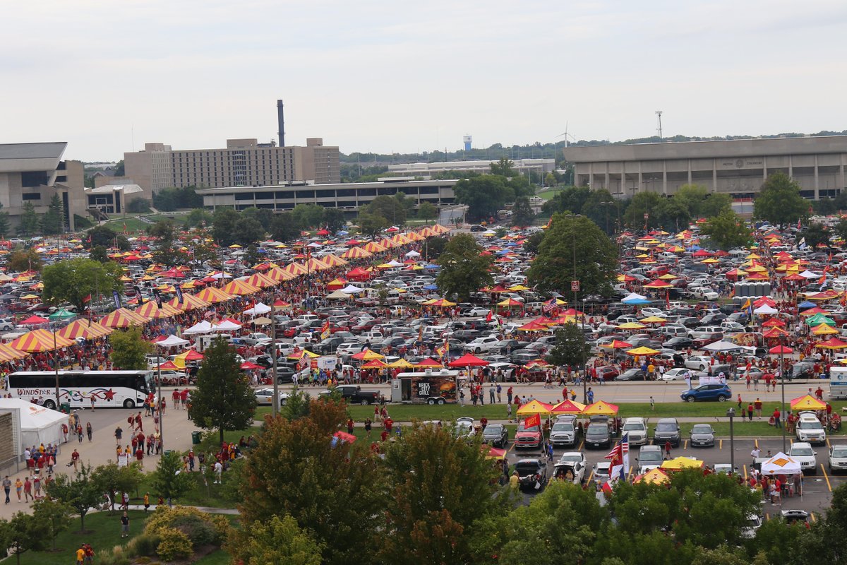 What are your favorite CFB traditions? : r/CFB
