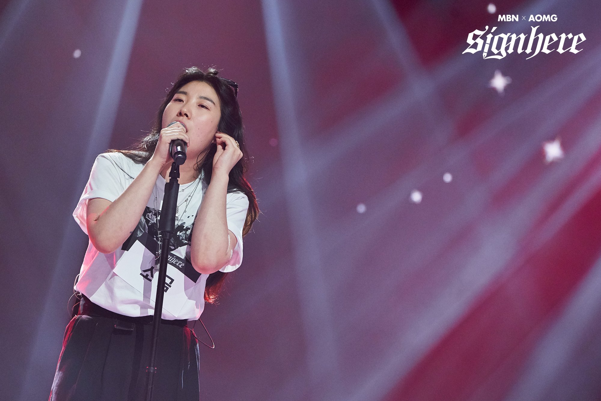 Signhere_AOMG on Twitter: "MBN x AOMG #Signhere 무대 위 지원자 순간포착📸 Do that thang! MBN 매주 목요일 밤 9시 30 ...
