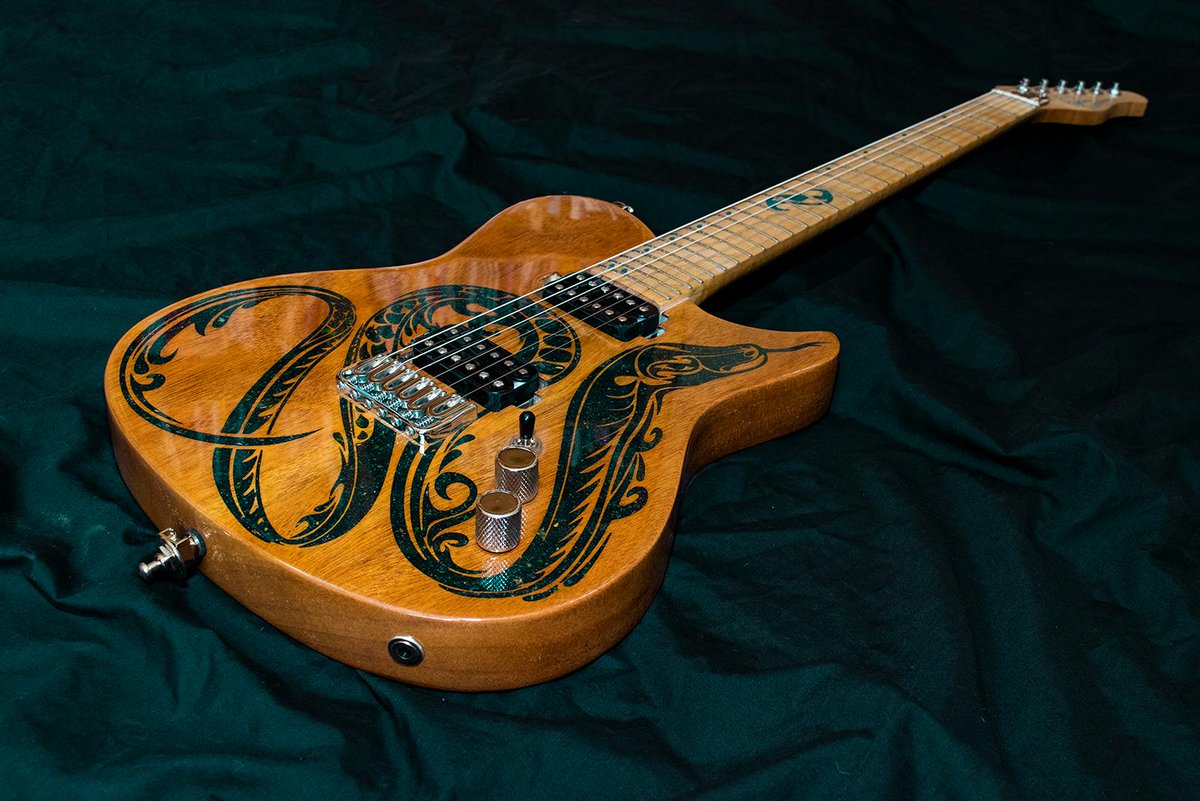 Highline Guitars - Korenom