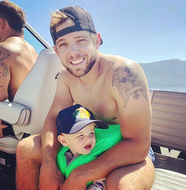 Max Thieriot Siblings