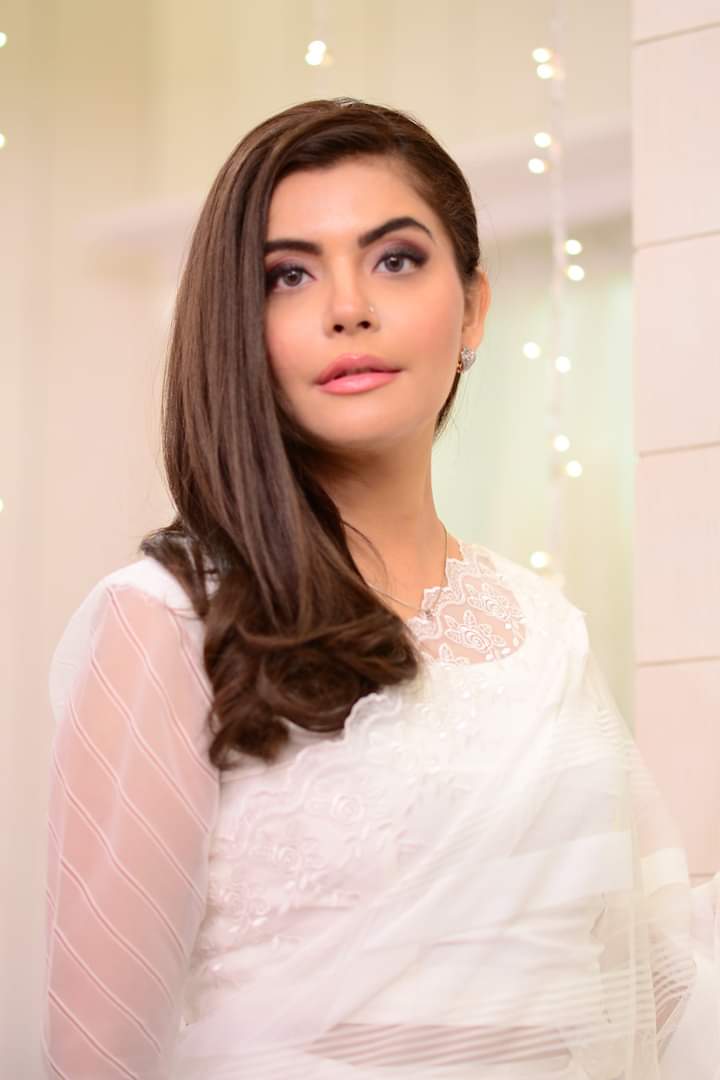 Pakistani Actres Nida Pasha Pics