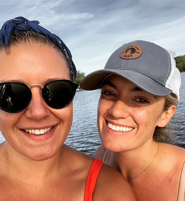 Kelli Hall's Instagram, Twitter & Facebook on IDCrawl