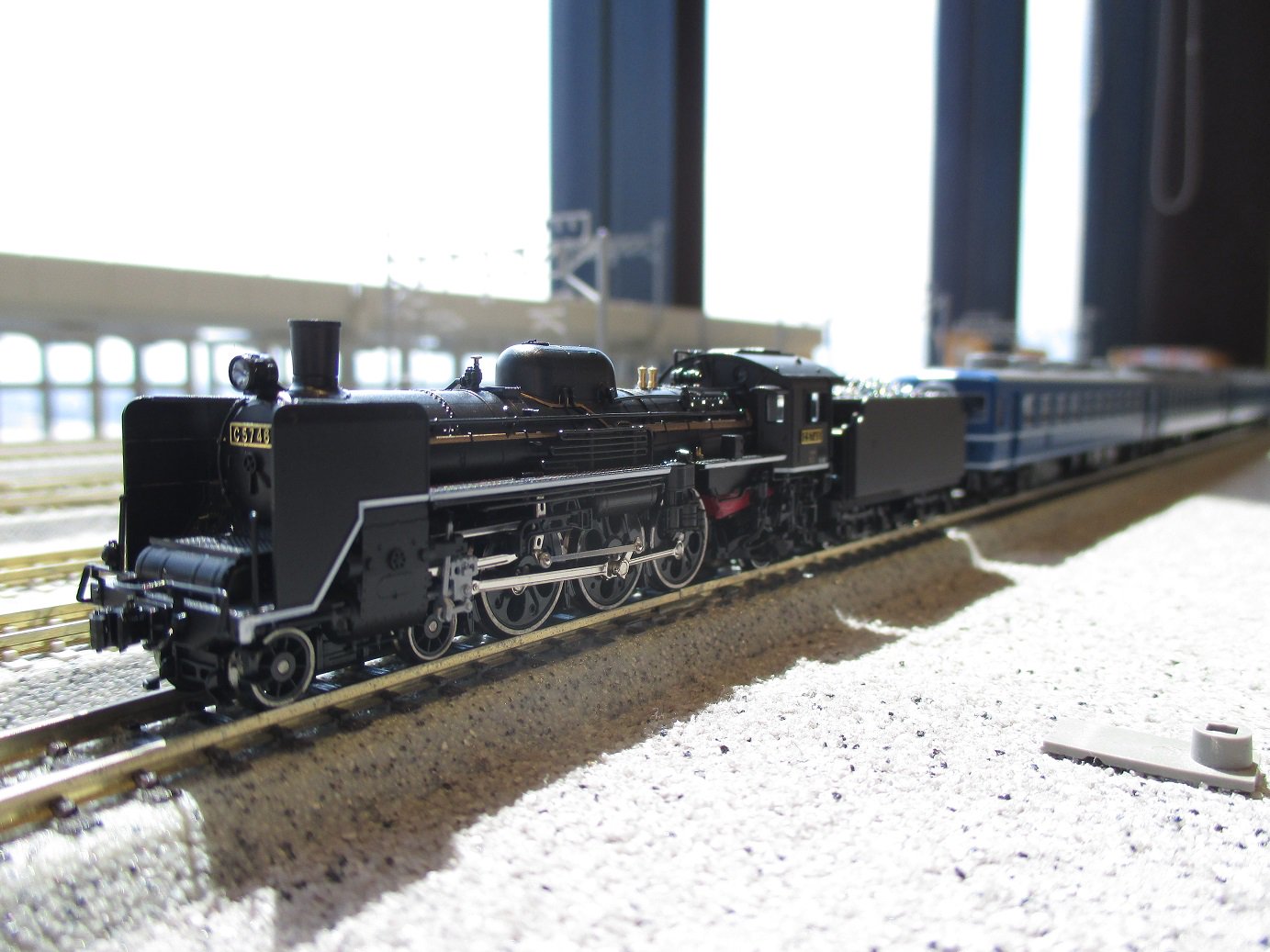 KATO京都駅店 on Twitter: "【12系夏季海水浴臨】C57(白ライン入)+12系 「但馬ビーチ号」客車8両セット特製品を￥48,900(税抜)で少数予約受付中です。 C57は48 ...