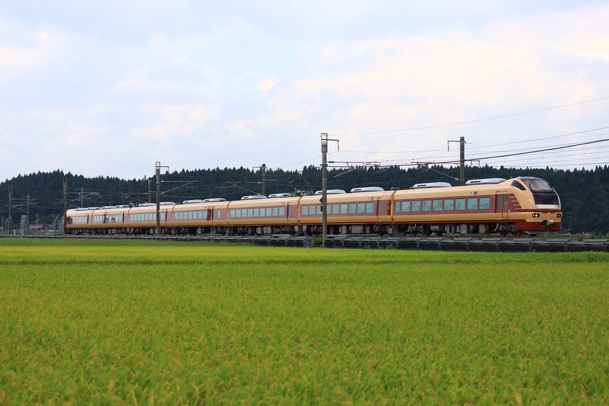 M兄弟 on Twitter: "『大曲花火臨🎆』 年に一度のお楽しみ‼️新潟&青森からの臨時列車‼️ (9410M) (回9413M) E653系(国鉄特急色風)K70編成 (9650M ...