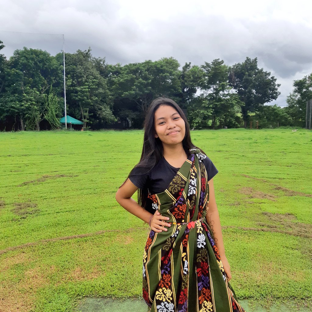 Mikka Ella (@mikkachuchu) / Twitter