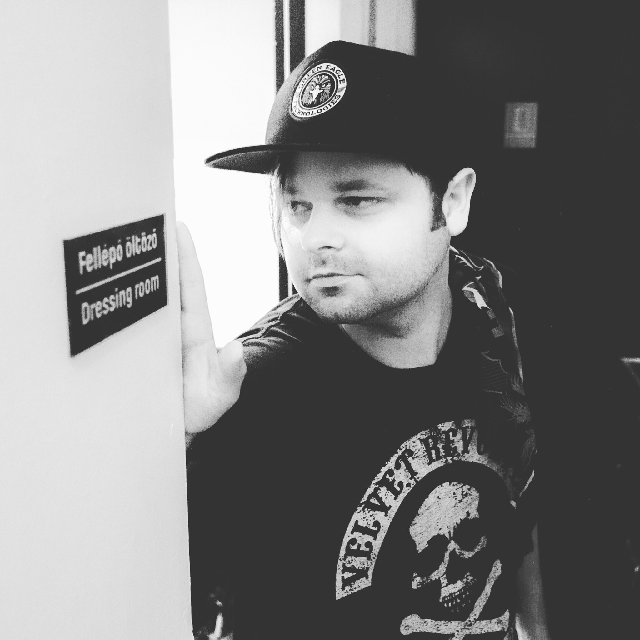 Hollywood Undead Charlie Scene Unmasked