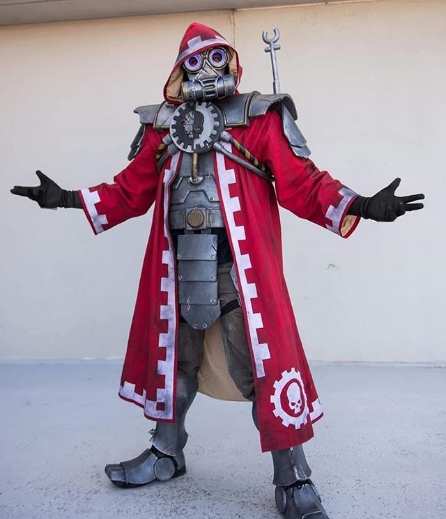 Skitarii Cosplay by Zombiesoup Junkyard : r/AdeptusMechanicus