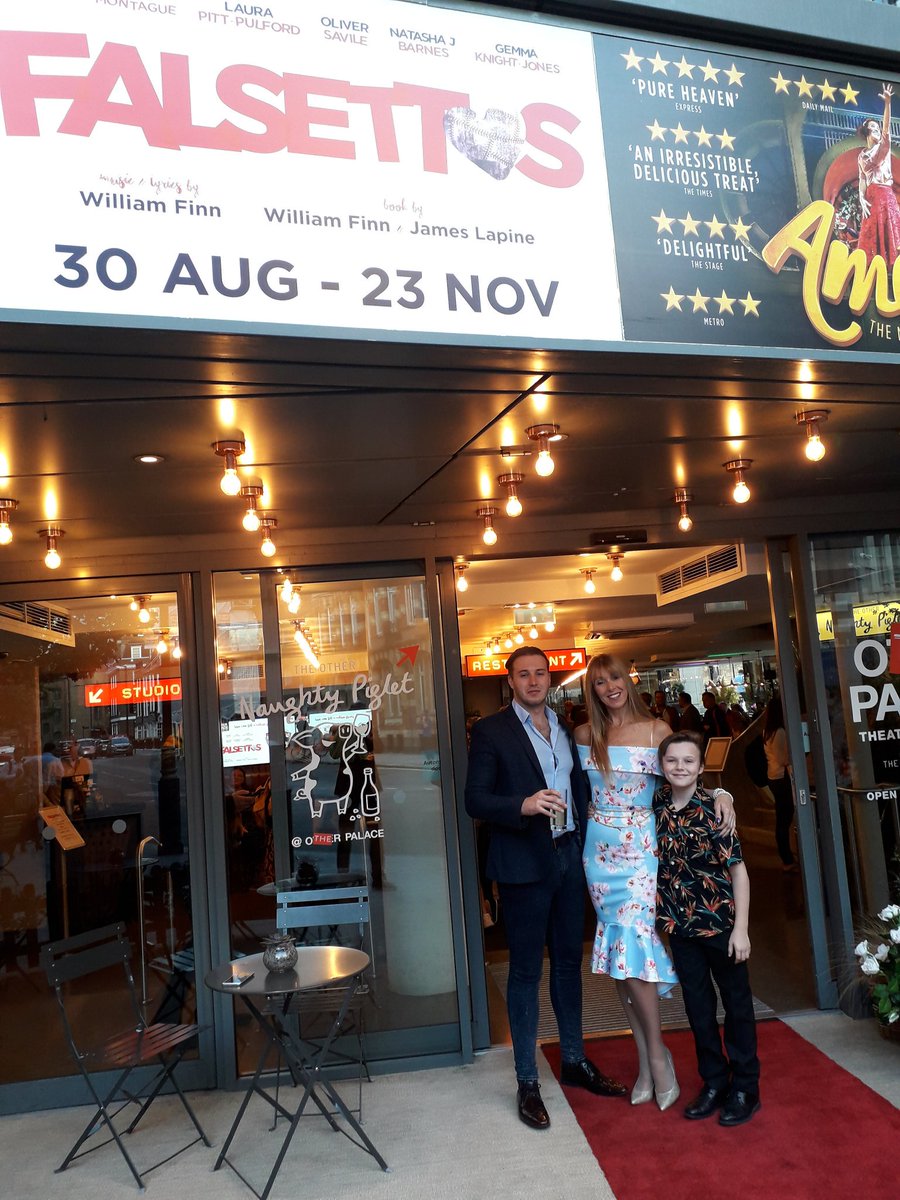 Annie (Ray) Williams on Twitter: "Proud to go+my sons @tommyray_1998 @JamesWill08 aka Jason to ...