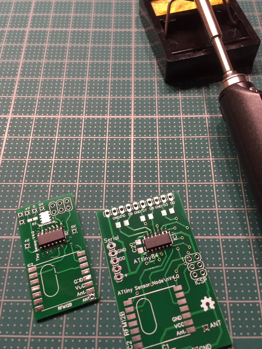 Arduino Praxis on Twitter: "Soldering different styles of ATtiny Sensor Node PCB with ...