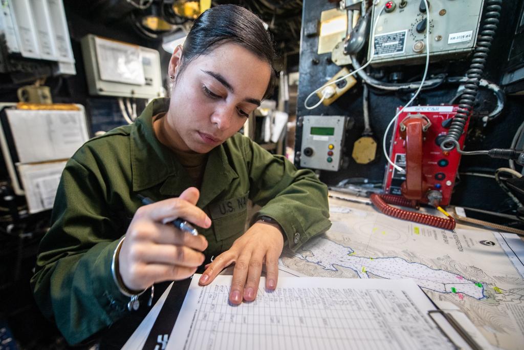 U S Navy On Twitter Improving Navyreadiness In The Region Usnavy
