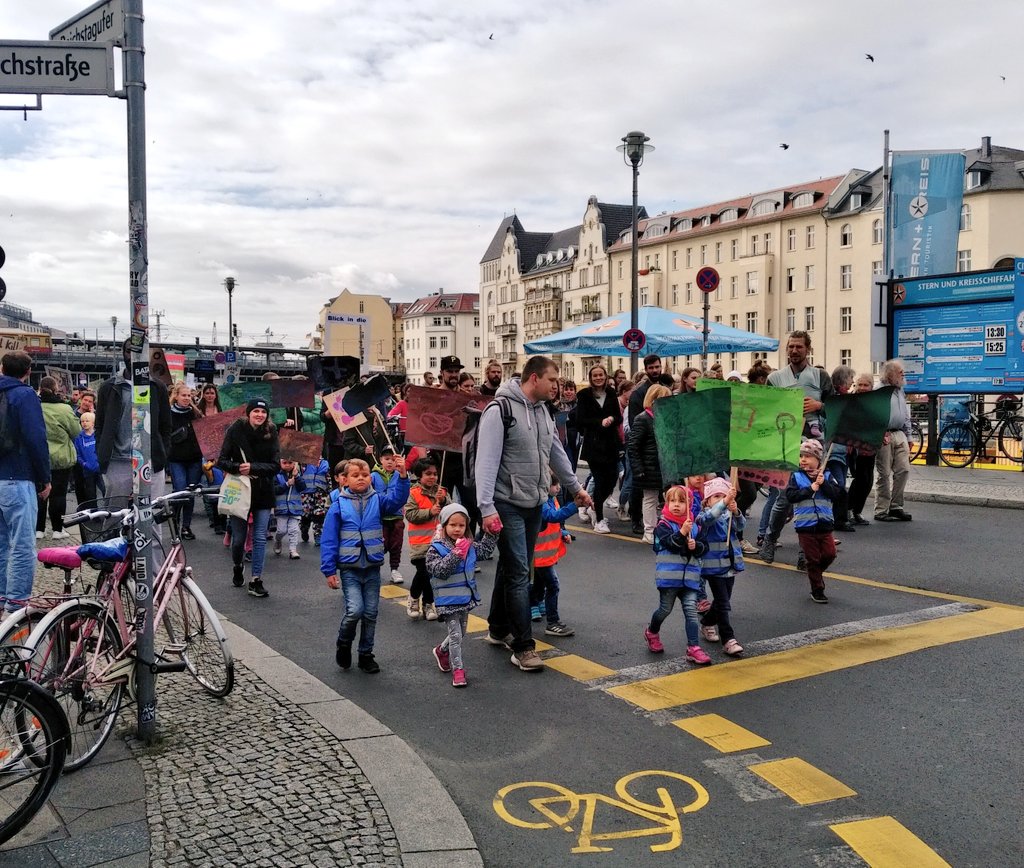 「ヒドラ操笛は歯の形の笛だから前歯か。奥歯はサイボーグの加速装置だ。 」Tetsu Kayamaの漫画