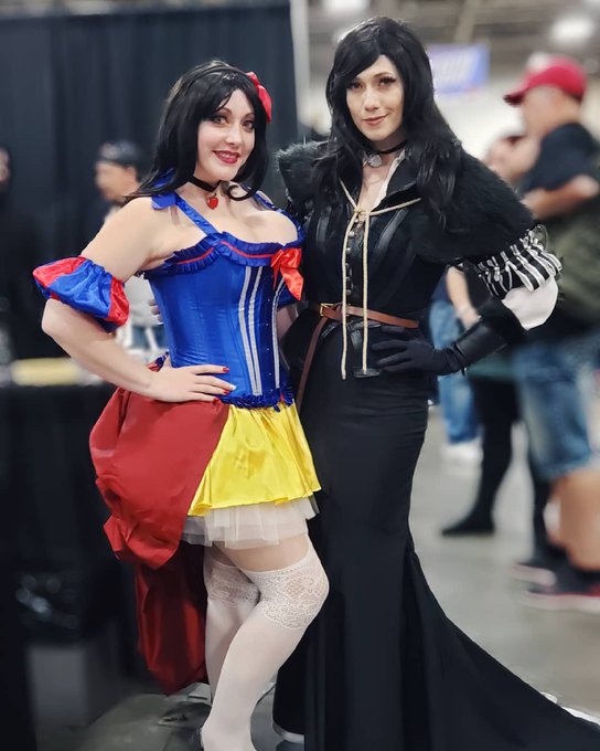 Twoucan - Alina Masquerade