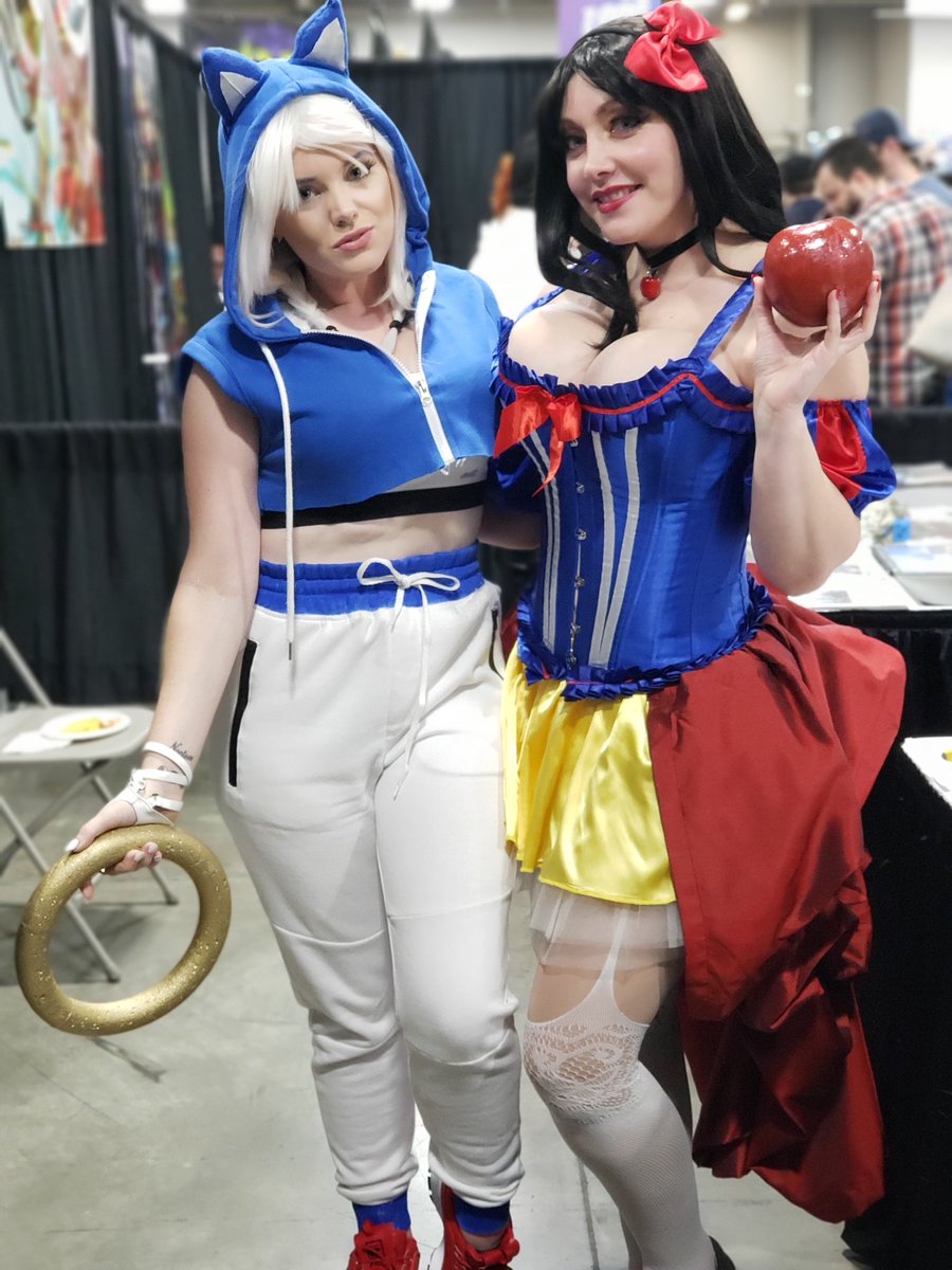 Twoucan - Alina Masquerade