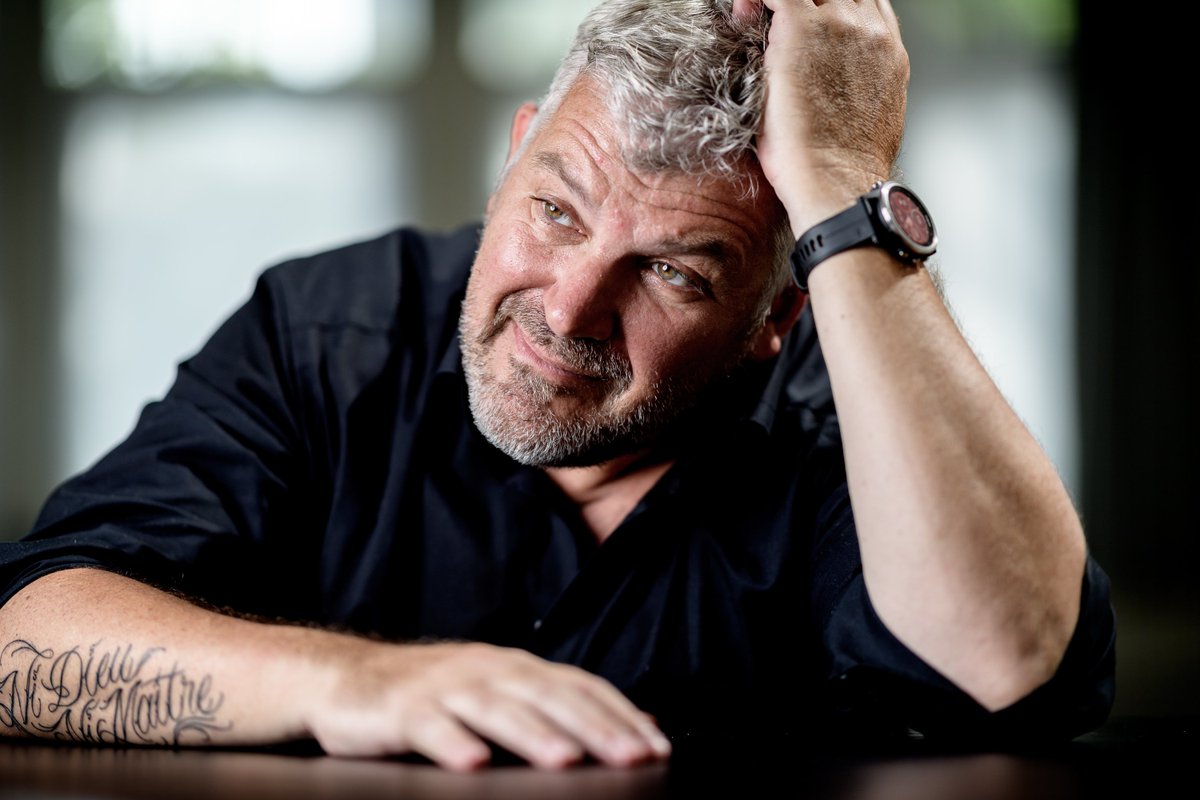 Guido Everaert on Twitter: "Mijn nieuwe profielfoto werd gemaakt door @Maartendebouw #mediahuis ...