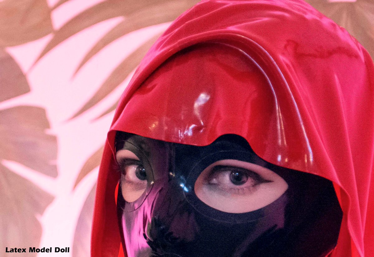 Im Looking At You Latex Rubber Rubberdoll Sissy Latexfashion Latexhood Latexmask