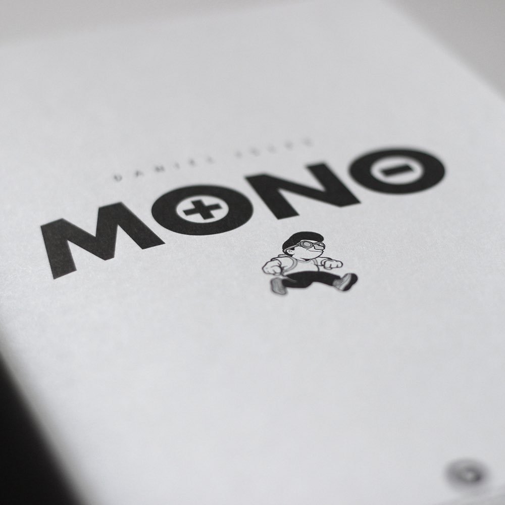 「Some pieces featured in my MONO Art Book. The book documents」DirtyRobot ⬛️の漫画