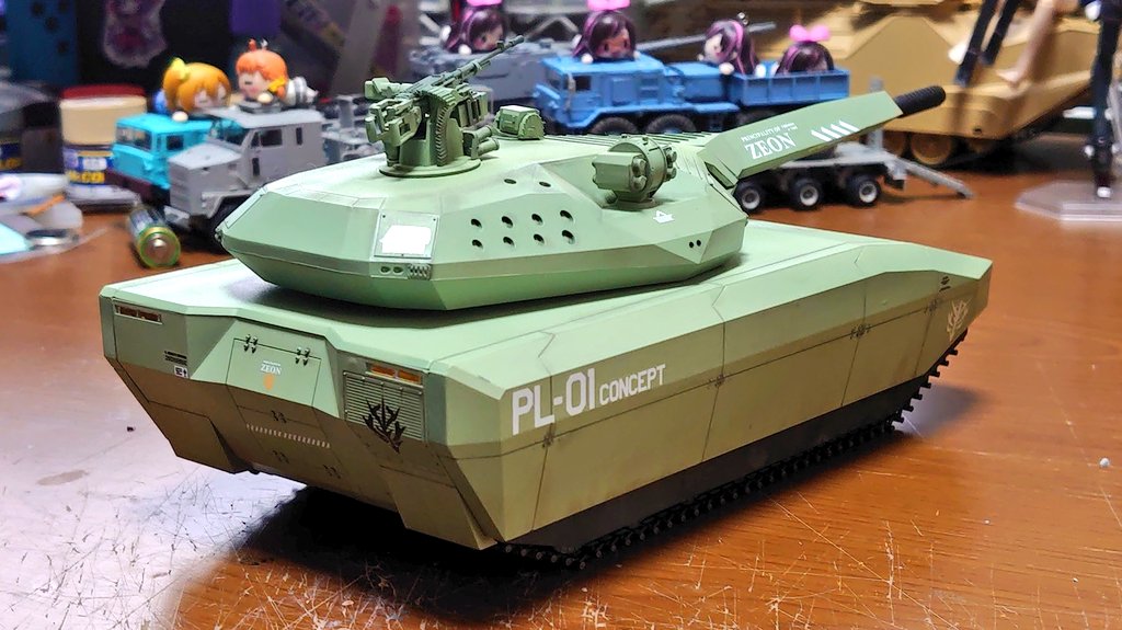 シドレー on Twitter: "タコム 1/35 PL-01(ジオン公国軍仕様) 完成！！ 実物はポーランド軍の試作戦車だけどどう考えてもSF過ぎるよこれ.... キット自体はタコムさん ...
