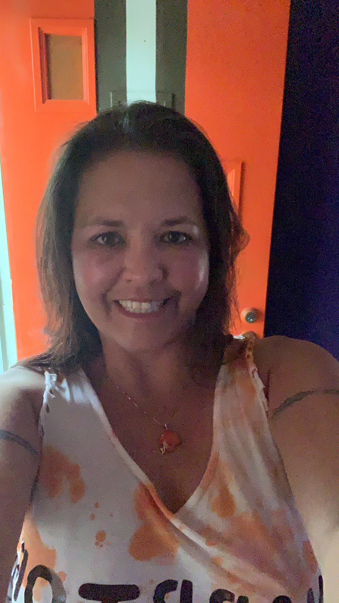 Sarah Crislip's Instagram, Twitter & Facebook on IDCrawl