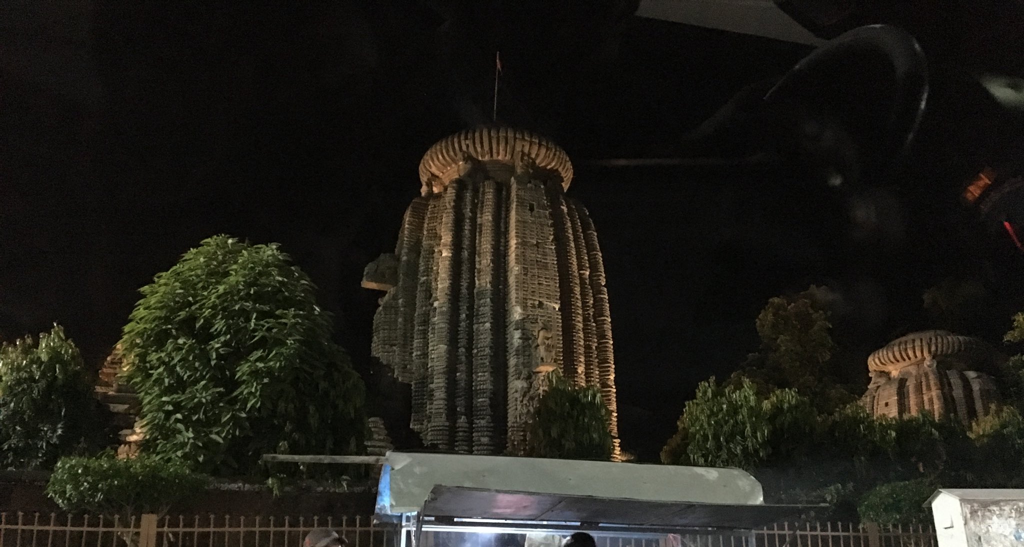 Vivek Ranjan Agnihotri on Twitter: "Indian temple architecture is so magnificent that it’s ...
