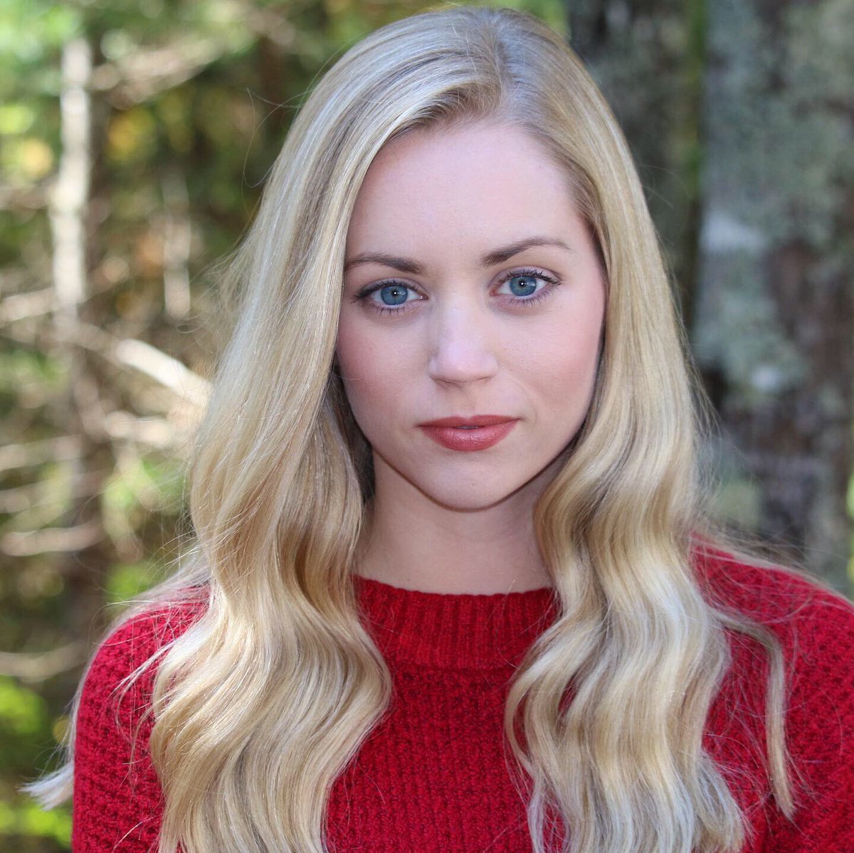 Autumn Dial's Instagram, Twitter & Facebook on IDCrawl