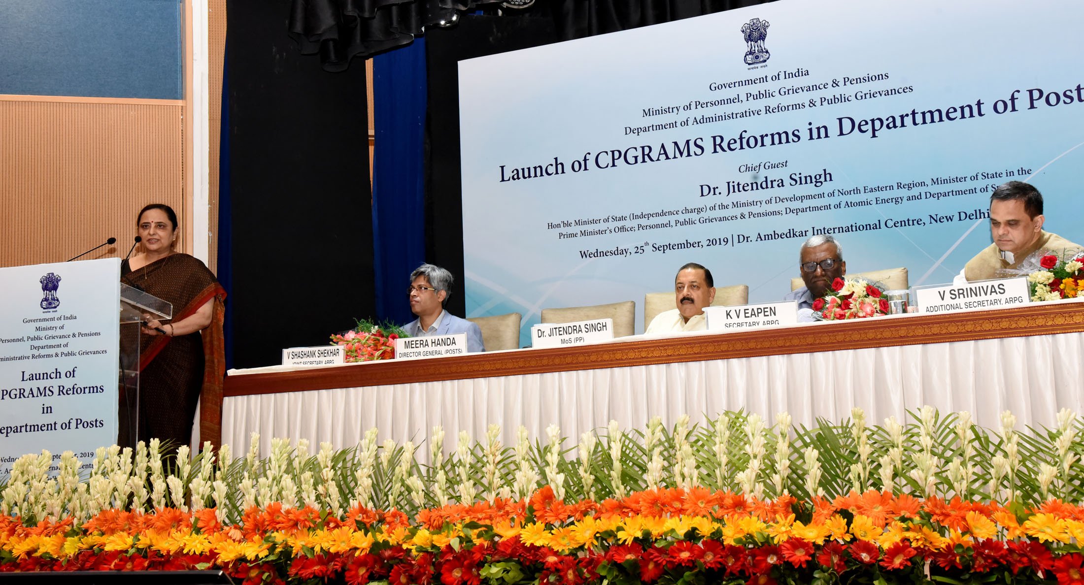 DARPG, Govt. of India on Twitter: "Director General Posts, Smt Meera Nanda addressing at the ...