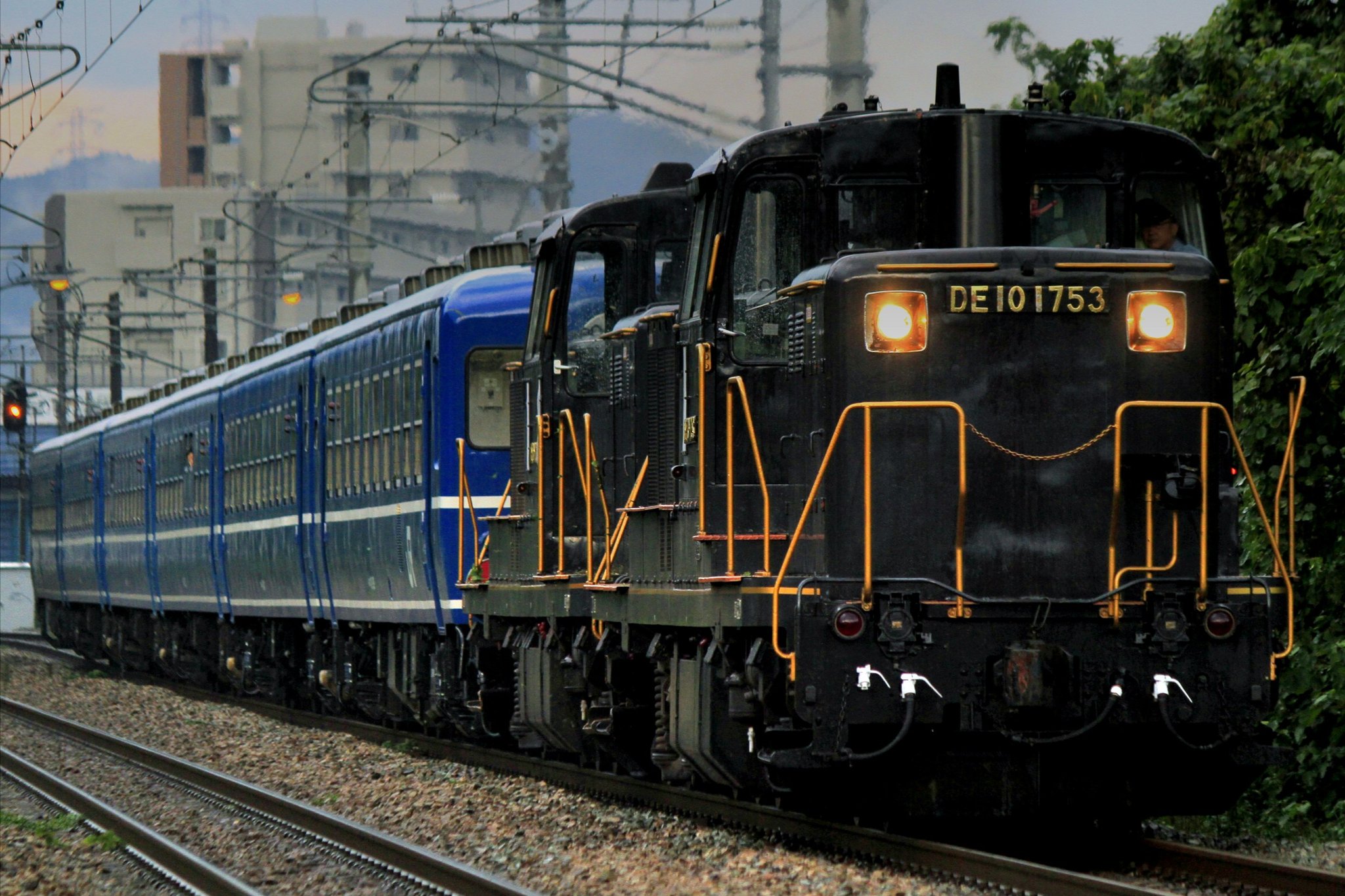 コウタロー on Twitter: "2019/09/28(土)撮影 鹿児島本線 原田～けやき台 急行 阿蘇 DE10 1753＋DE10 1206＋12系6B (熊本ディスティネーション ...