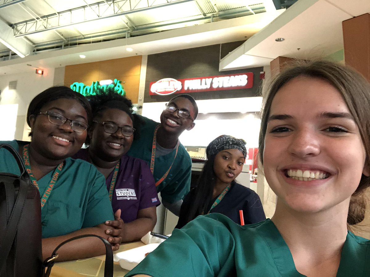 Reagan Hall's Instagram, Twitter & Facebook on IDCrawl